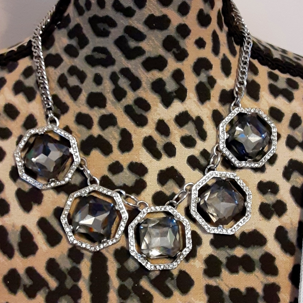 Beautiful Pageant Queen Prom Wedding Necklace - Gem